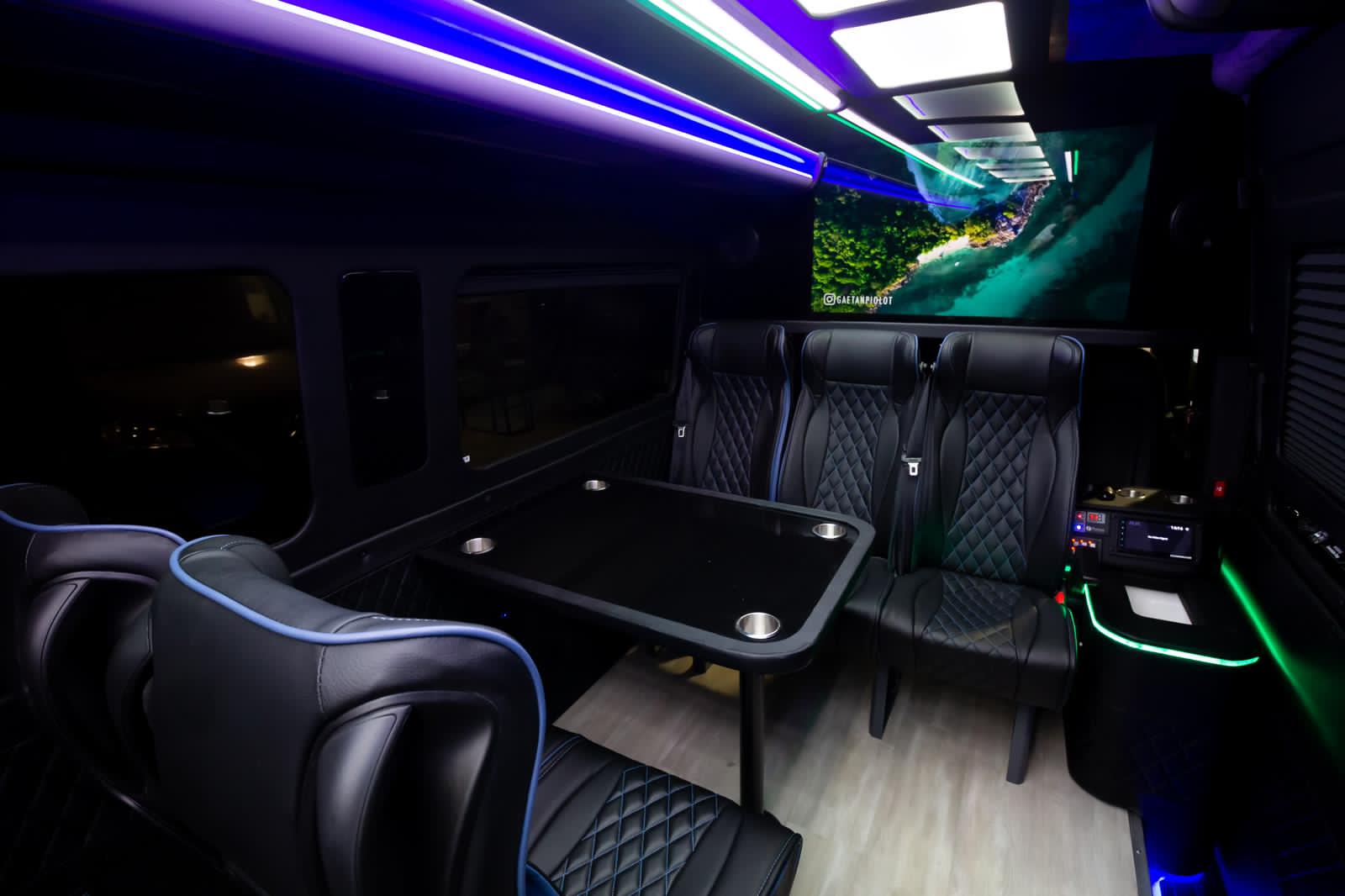 shuttle-interior | The Camelo